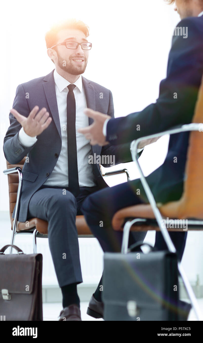 Two businessmen holding briefcases hi-res stock photography and images ...