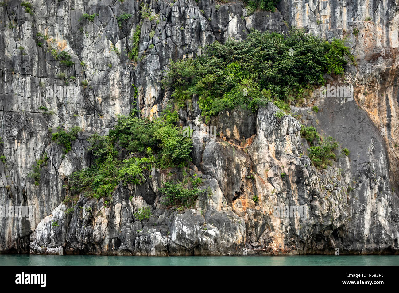 Karst topography hi-res stock photography and images - Alamy