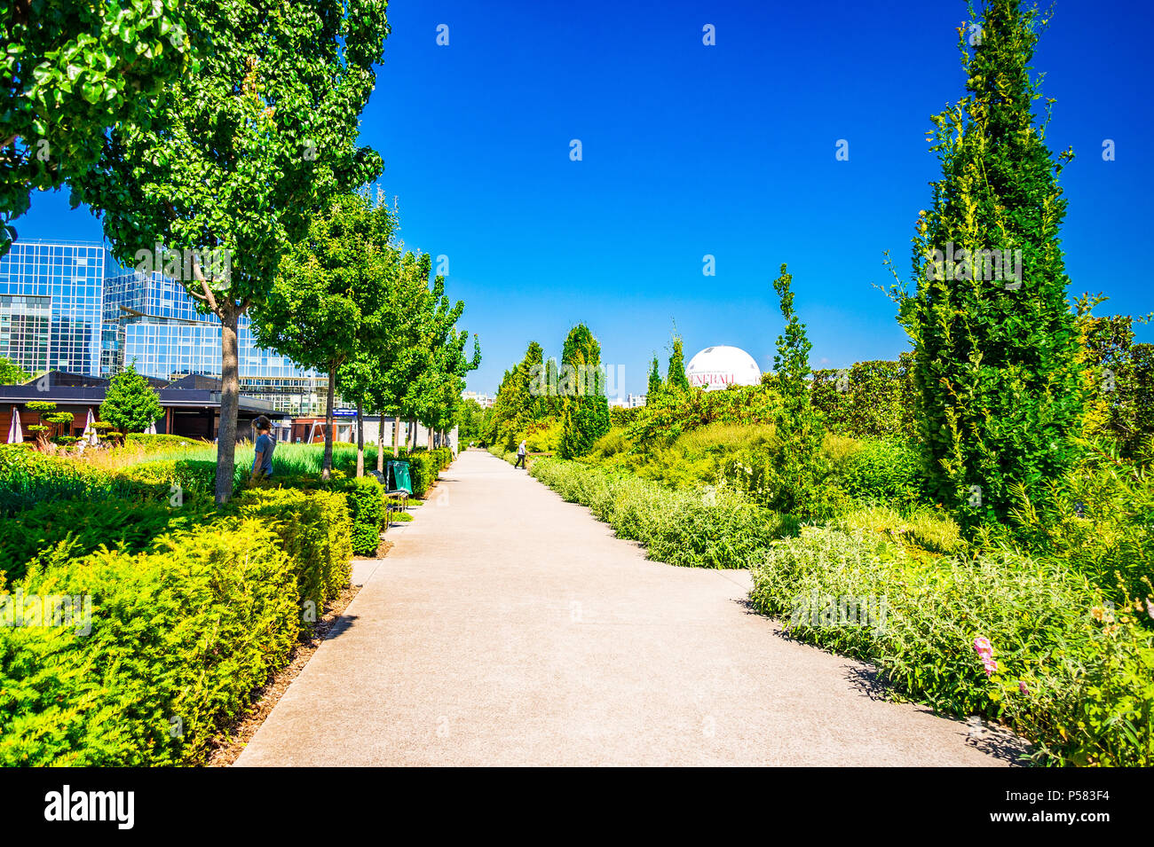 Parc Andre Citron in Paris, France Stock Photo - Alamy