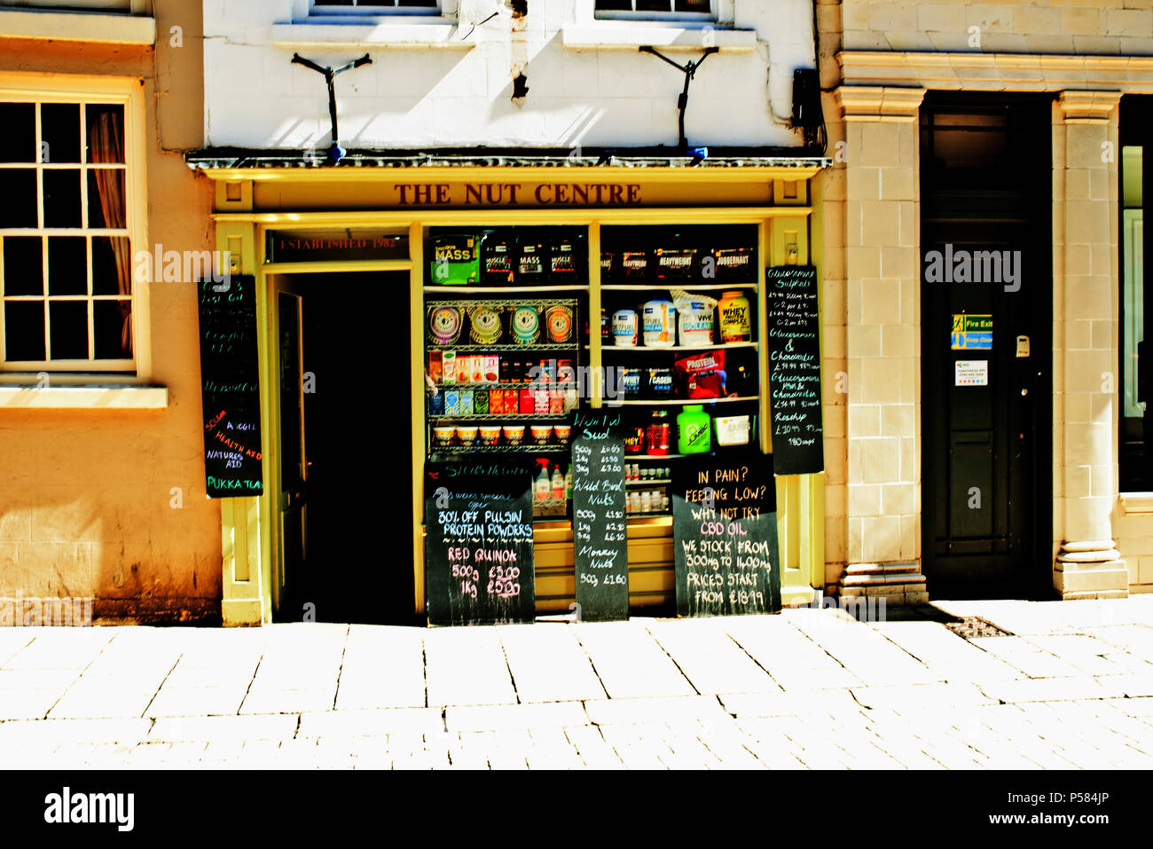 Nut shop hi-res stock photography and images - Alamy