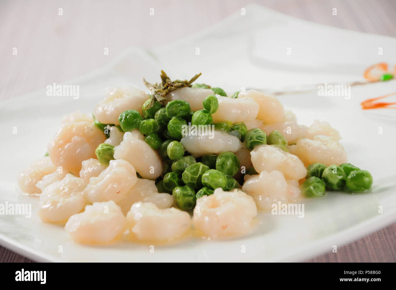 Longjing shrimp hi-res stock photography and images - Alamy