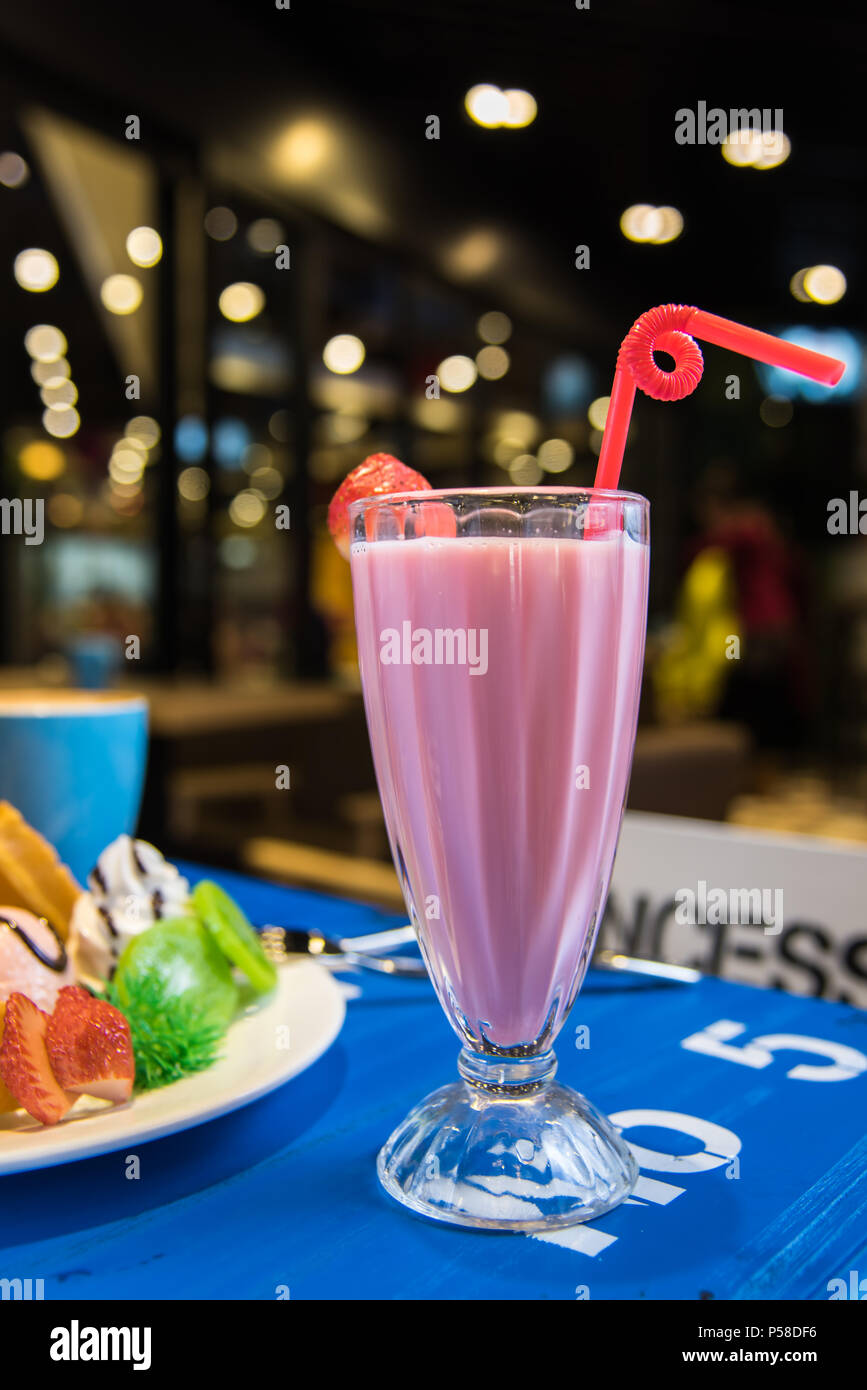 Pink tea shake hi-res stock photography and images - Alamy