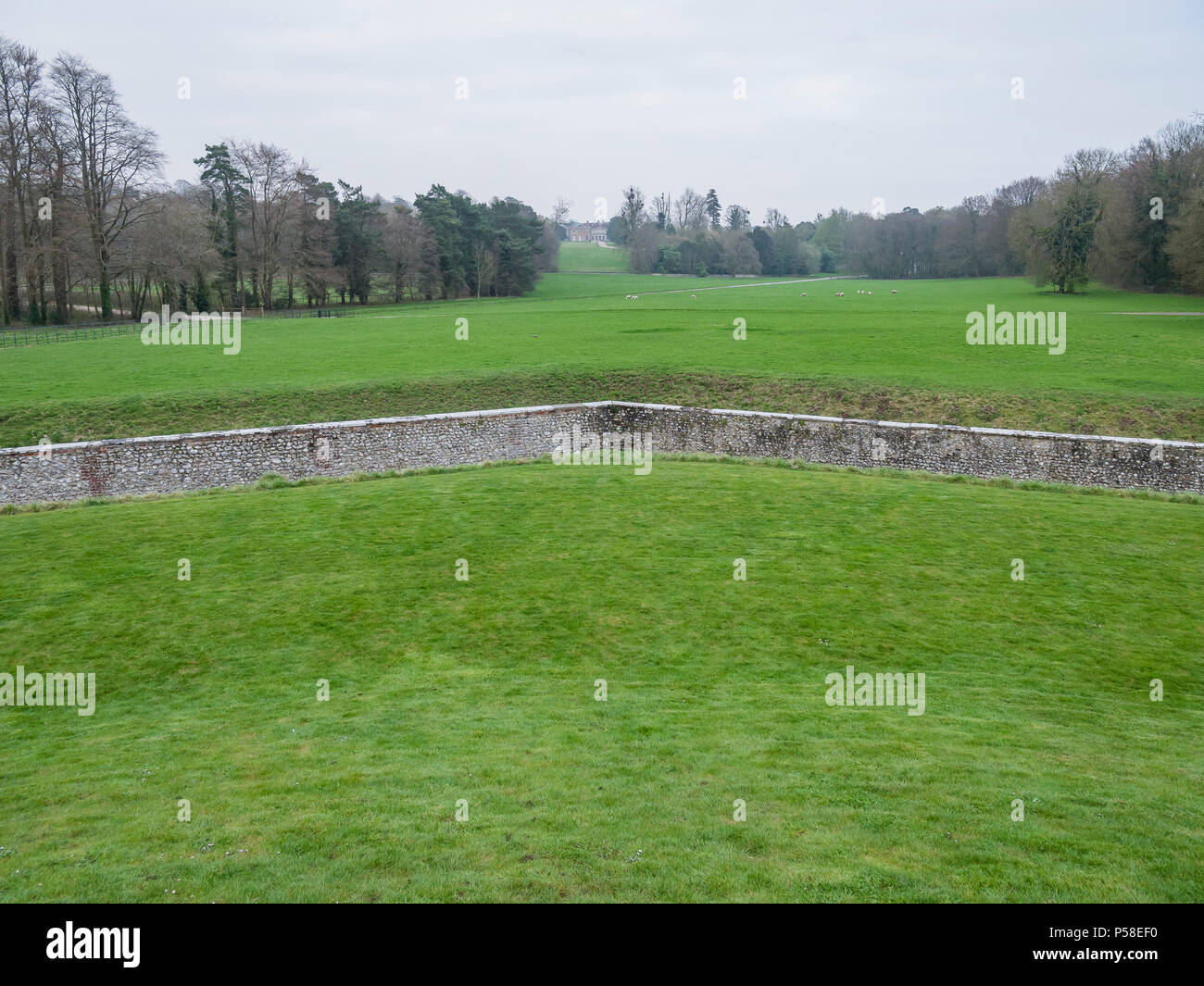 British stone wall hi-res stock photography and images - Alamy