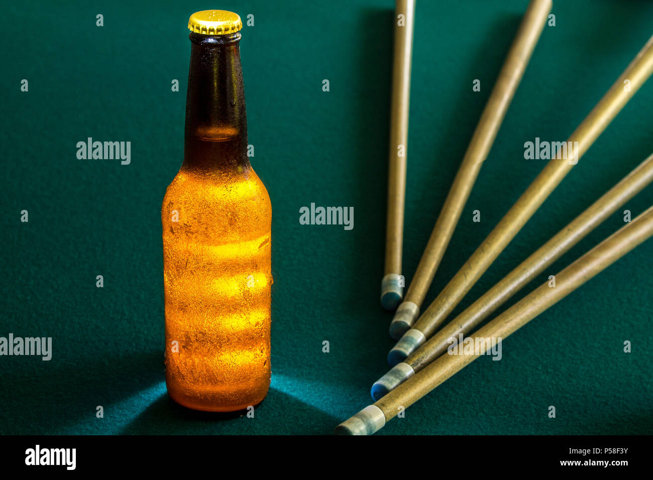 Chill beer hi-res stock photography and images - Alamy