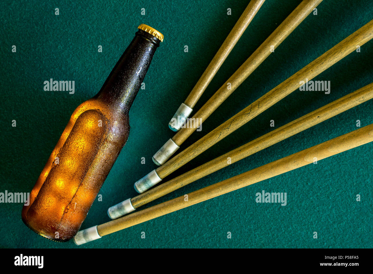 Group of sticks hi-res stock photography and images - Alamy