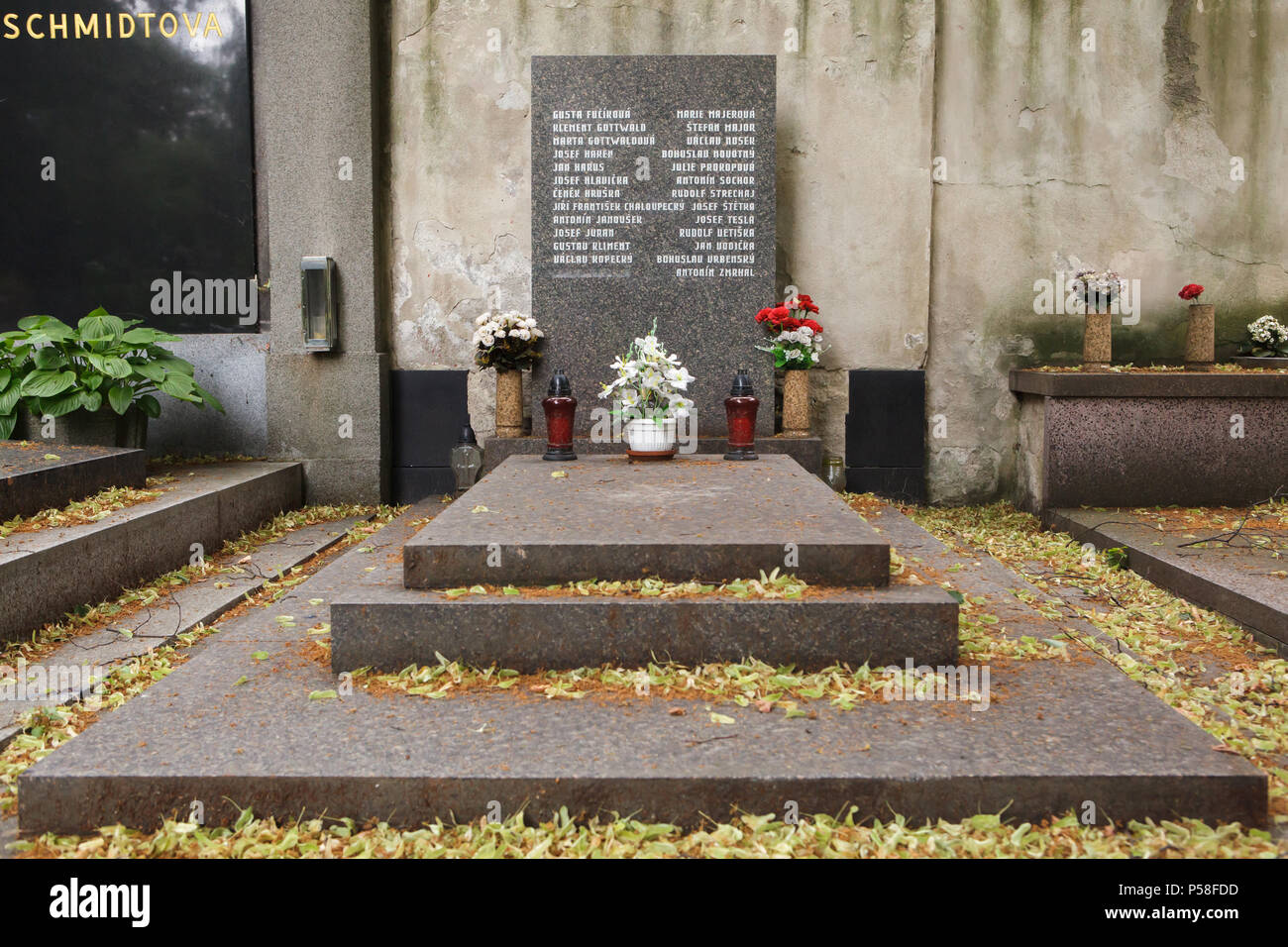 Communal grave of unclaimed ashes of Czechoslovak communist authorities ...