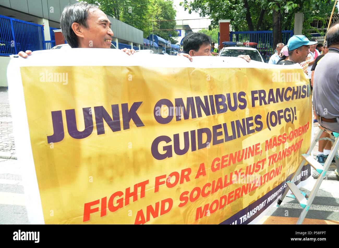 Jeepney stop hi-res stock photography and images - Alamy