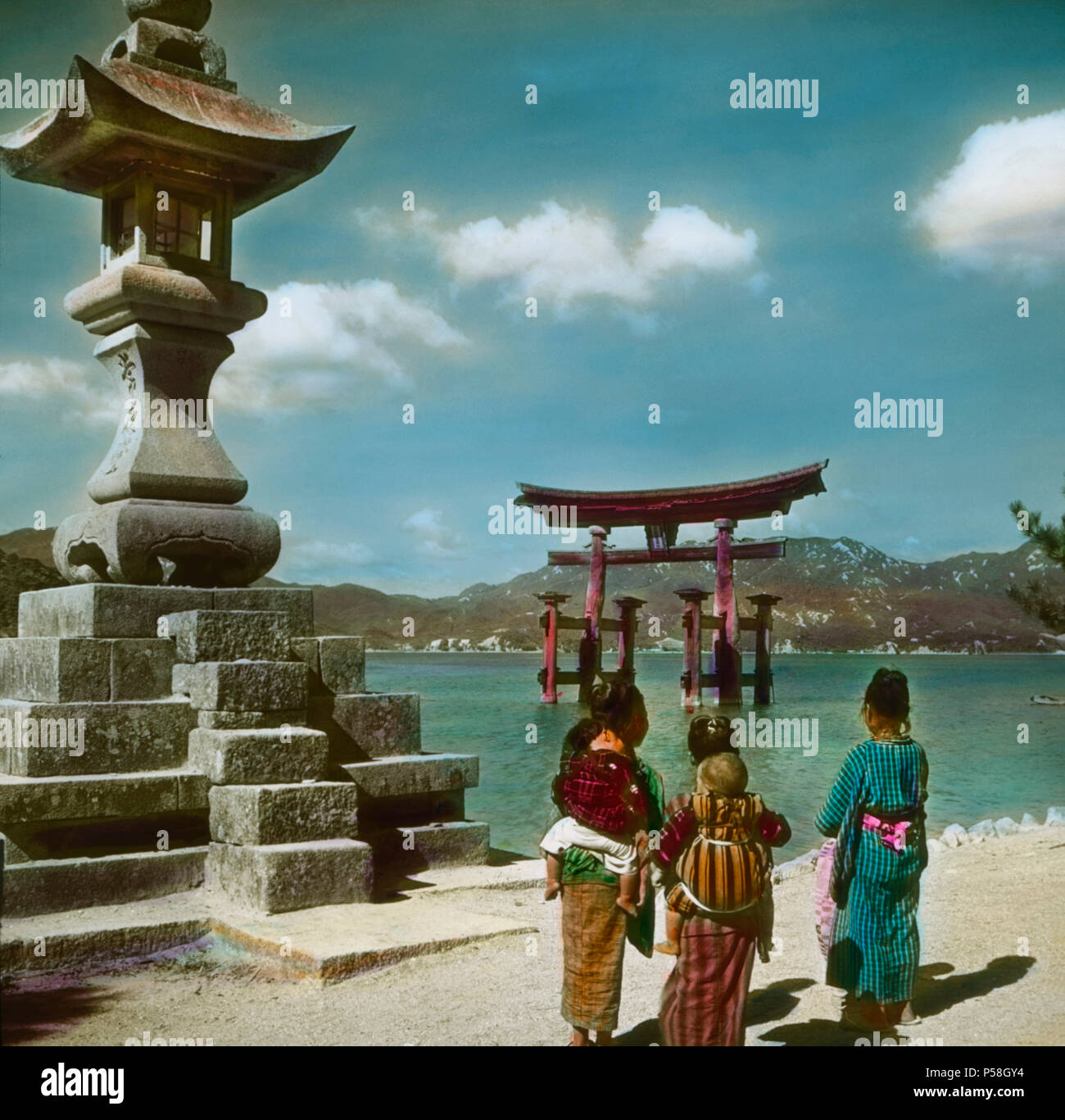 Japan 1920s hi-res stock photography and images - Alamy