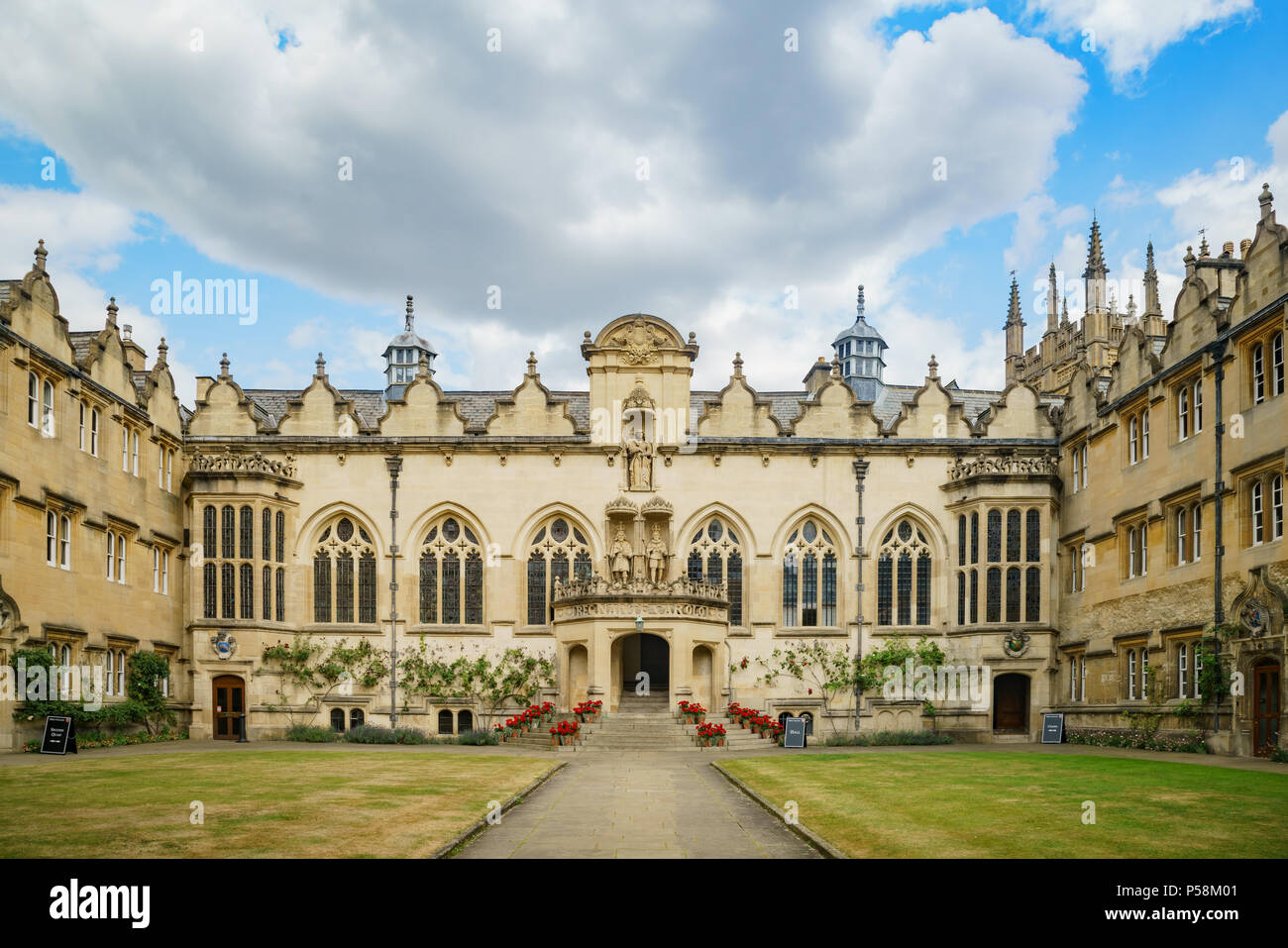 Beautiful oriel hi-res stock photography and images - Alamy