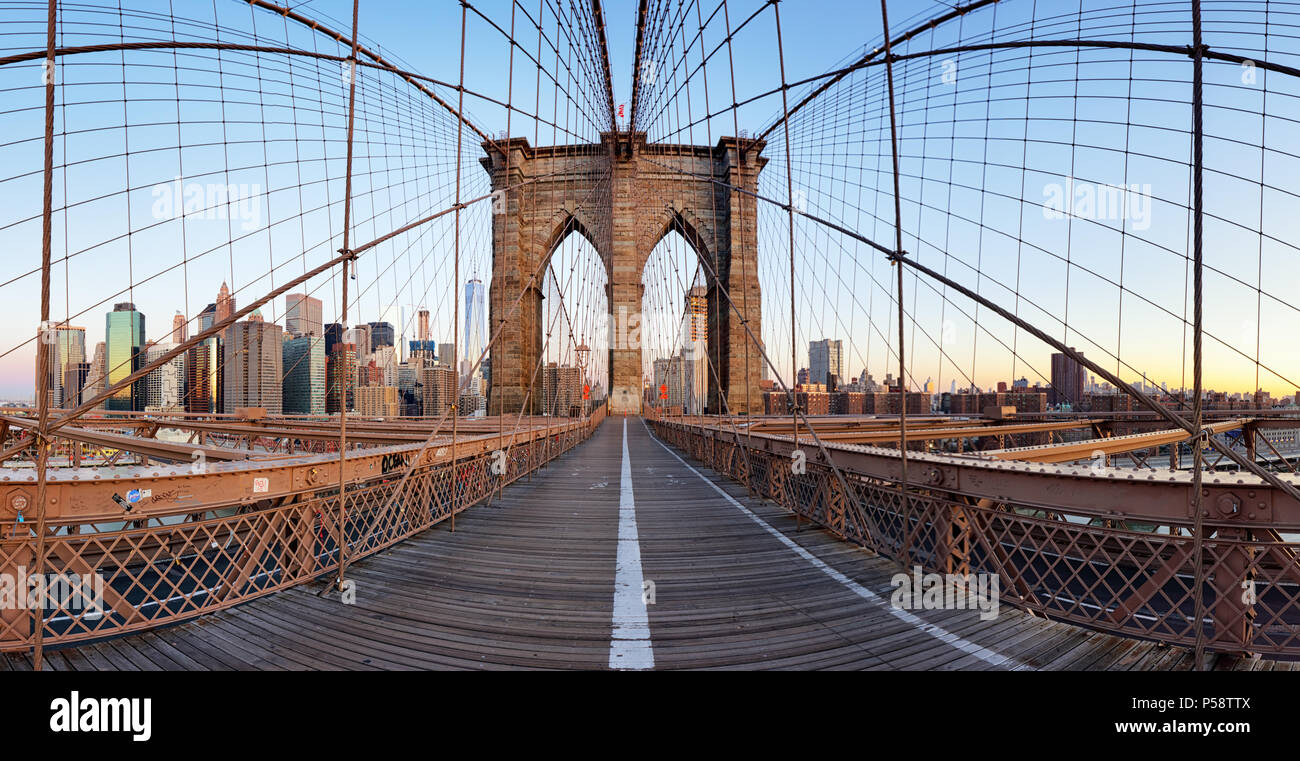Aerial view of manhattan bridge hi-res stock photography and images - Alamy
