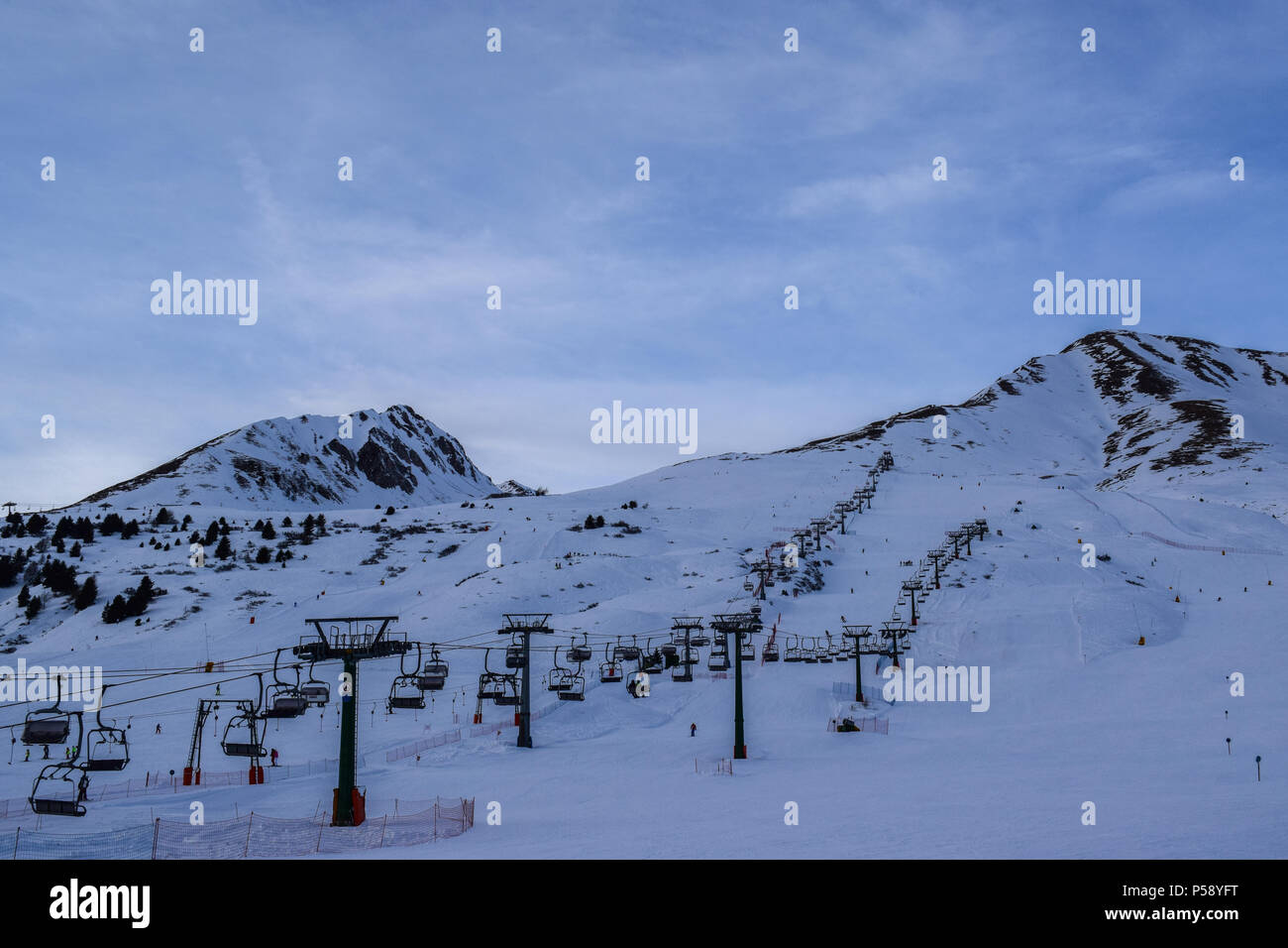 Resort in legno hi-res stock photography and images - Alamy