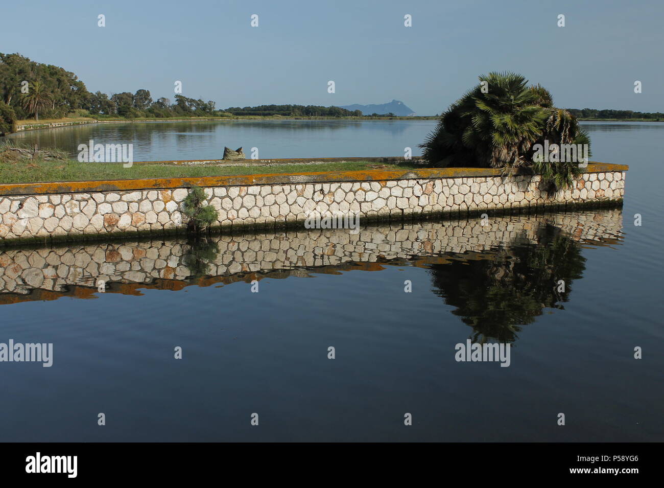 The lake of fogliano hi-res stock photography and images - Alamy