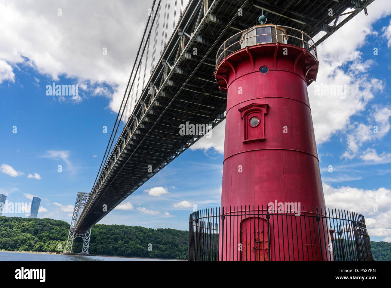 Little red lighthouse Stock Photo - Alamy