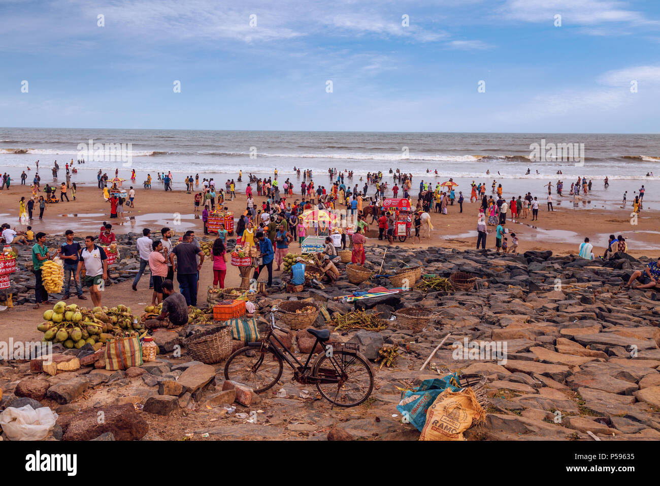 Sea beach of digha hi-res stock photography and images - Alamy