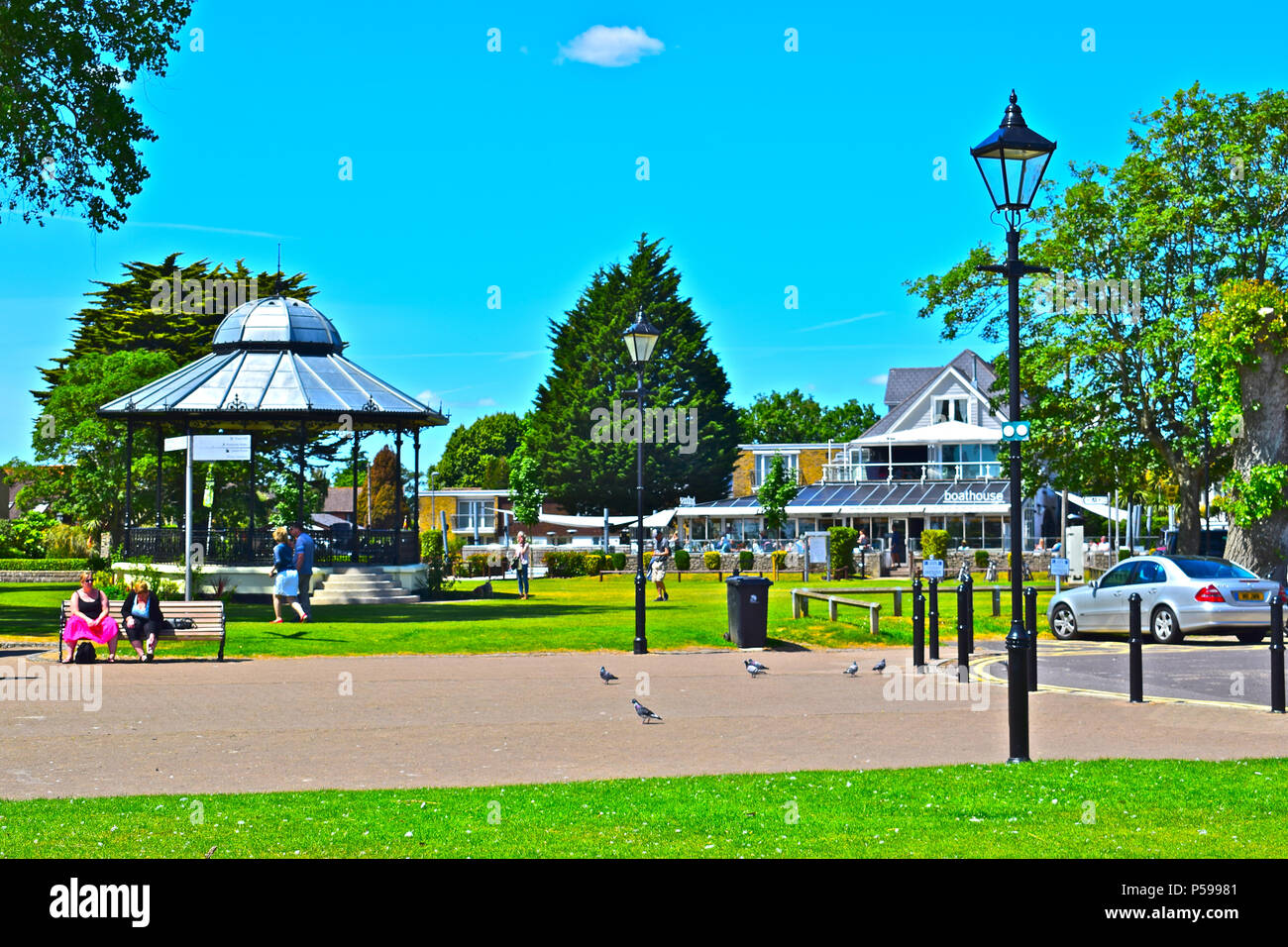 Boathouse restaurant christchurch quay dorset hi-res stock photography ...