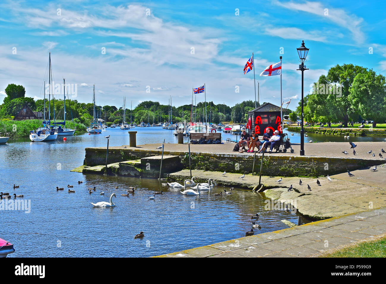 Harbourside scene hi-res stock photography and images - Alamy
