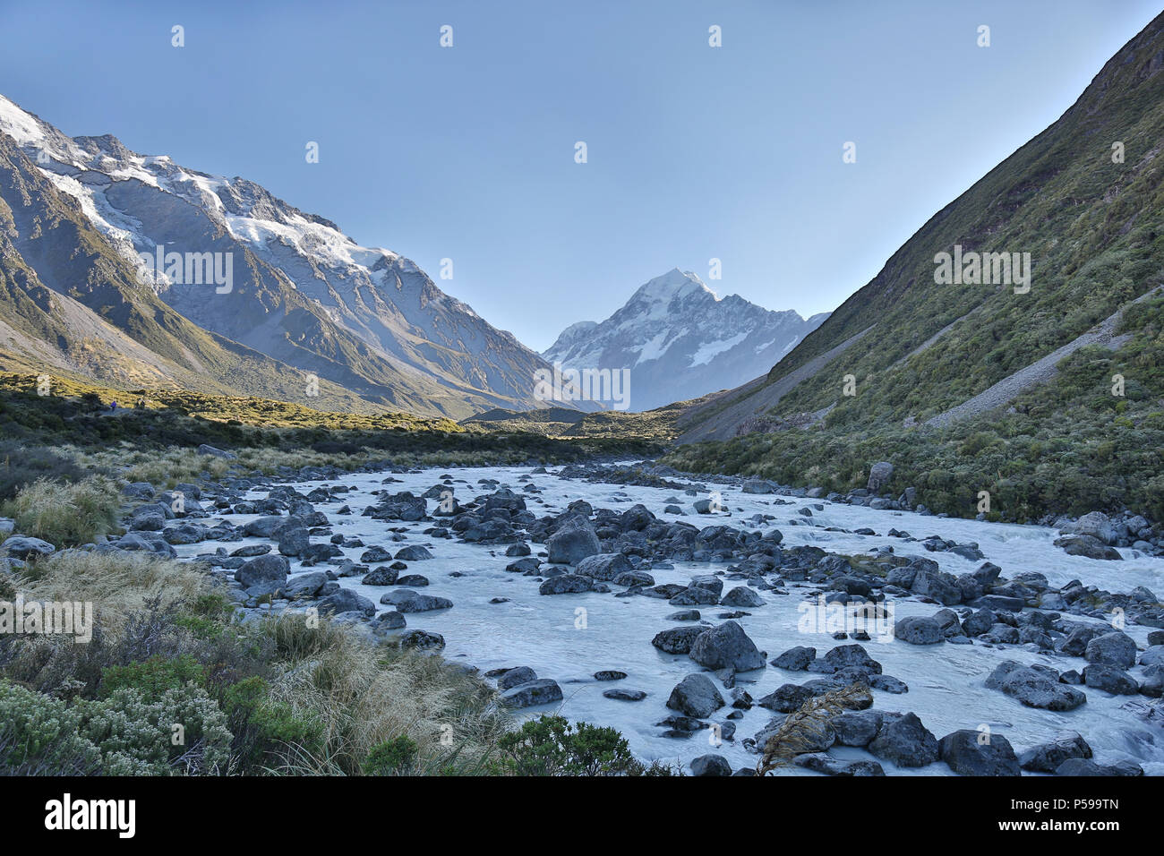 Mount cook new zealand stars hi-res stock photography and images - Alamy