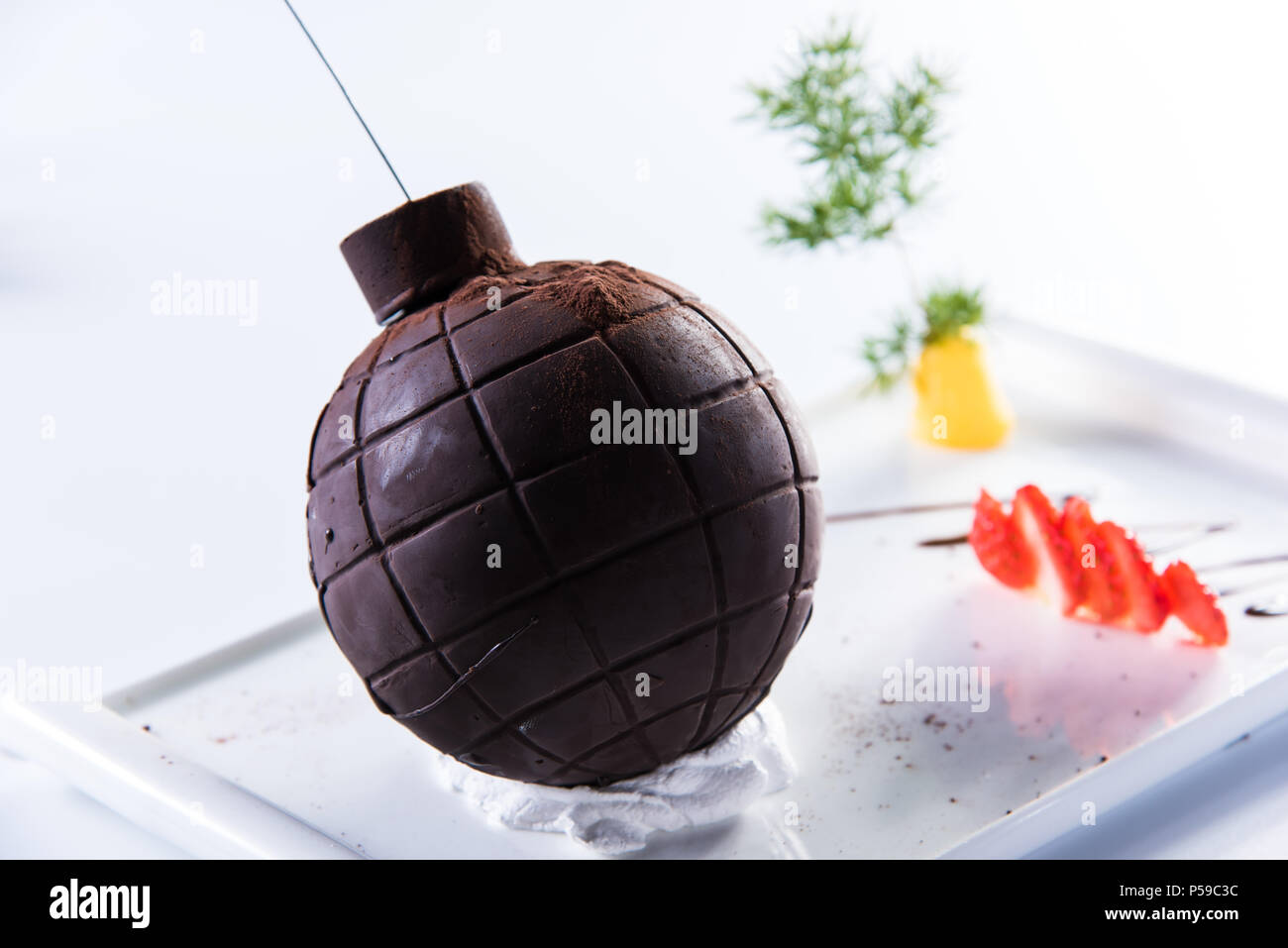 Confetti bombs hi-res stock photography and images - Alamy