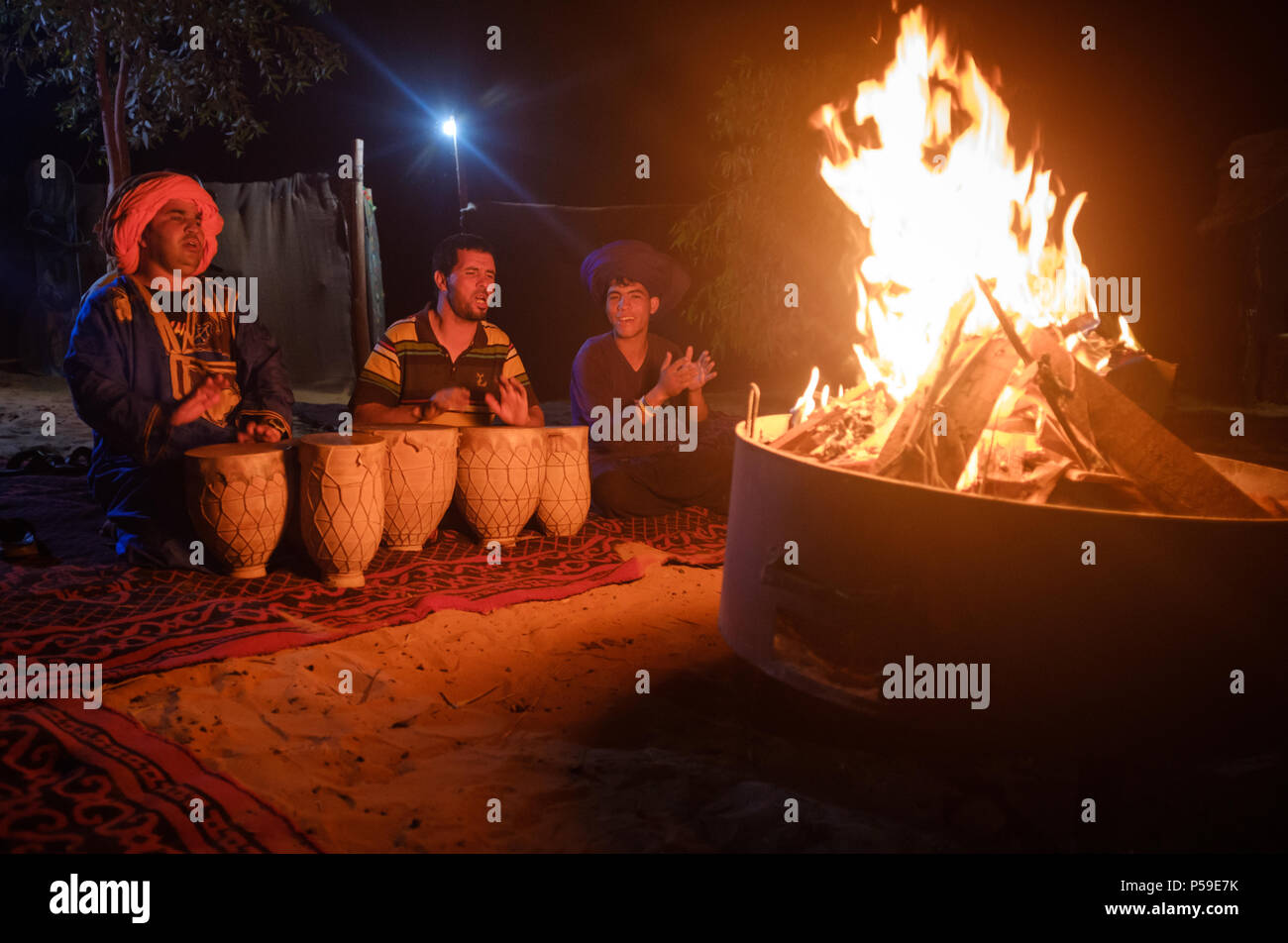 MEKNES - TAFILALET, MOROCCO - CIRCA APRIL 2017: Moroccan men singing in ...