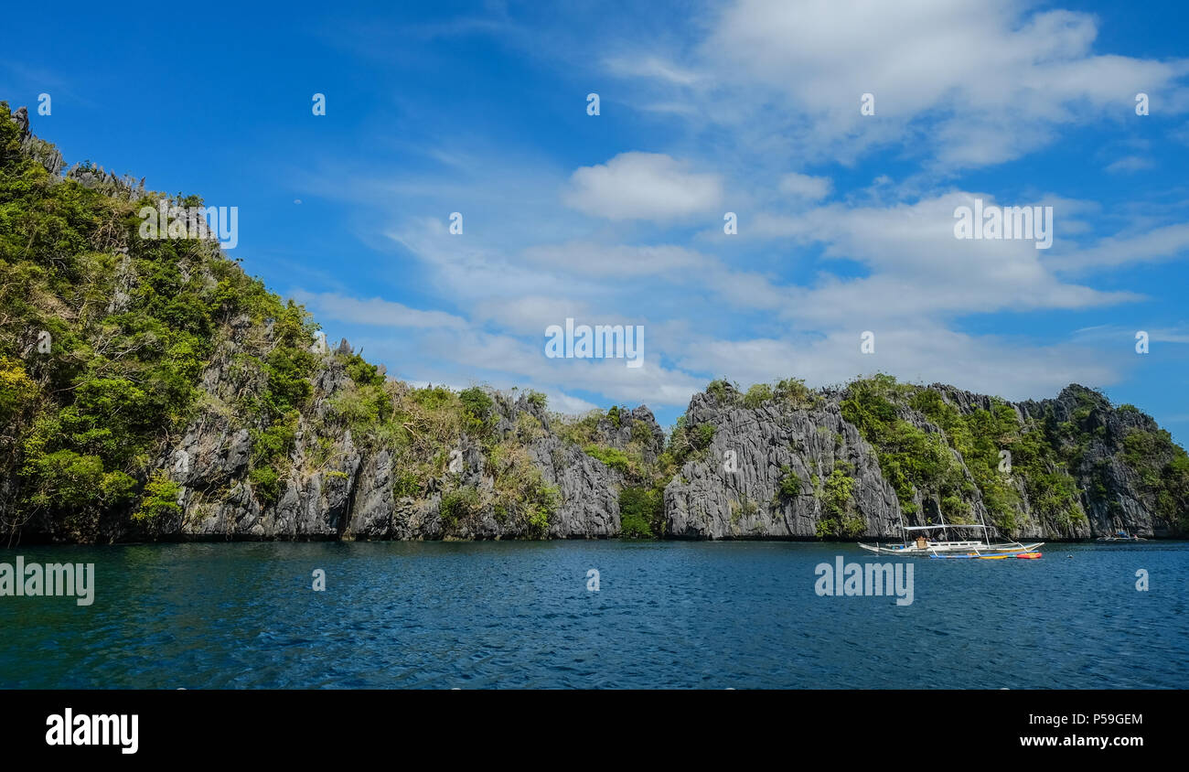 Beautiful blue sea at summer day in Palawan Island, Philippines Stock ...