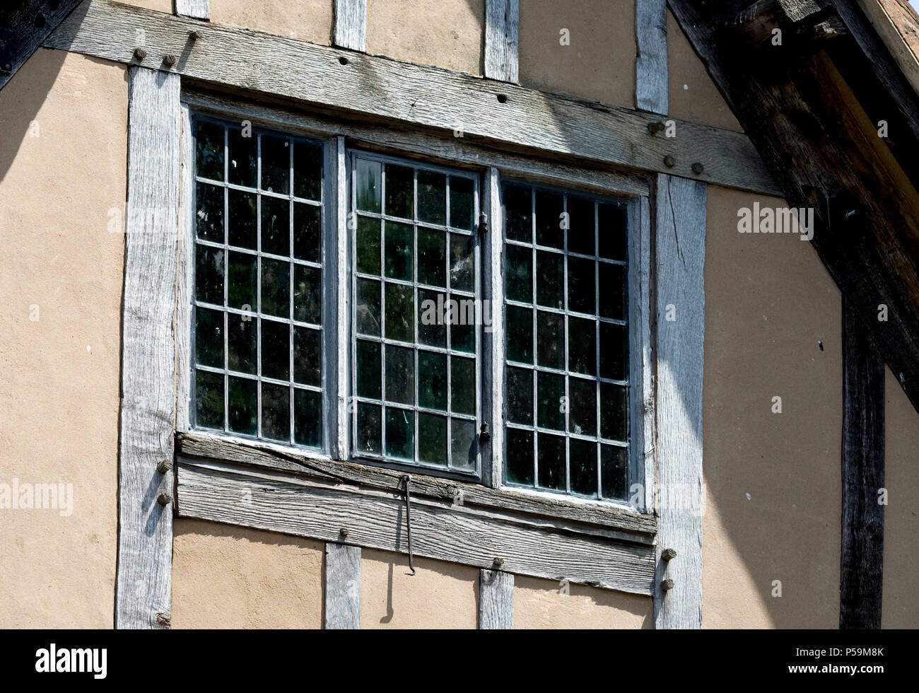 A leaded window in Hall`s Croft building, Stratford-upon-Avon ...