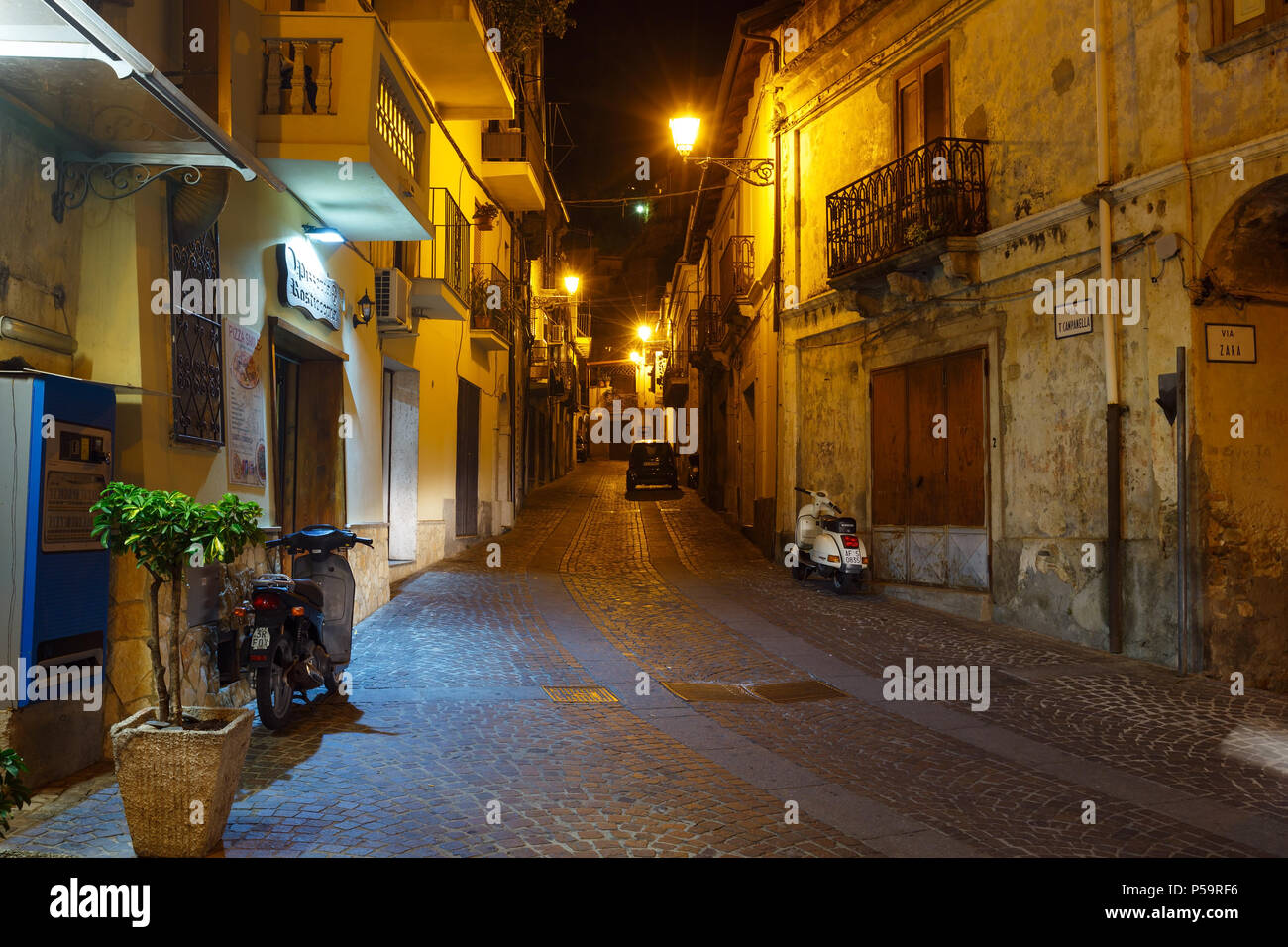 Stilo italy hi-res stock photography and images - Alamy