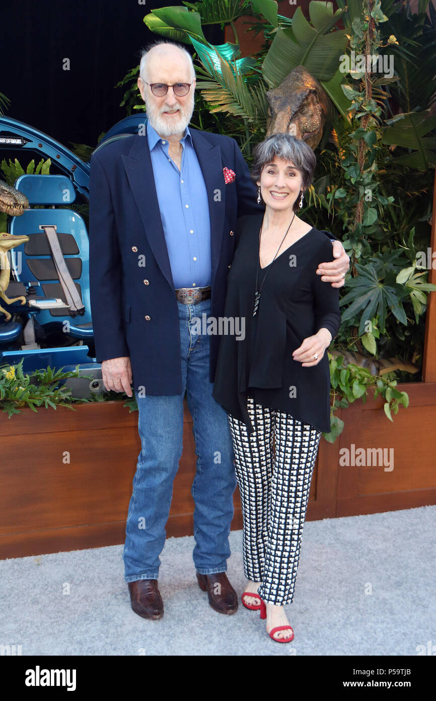 James Cromwell, Anna Stuart 06/12/2018 “Jurassic World: Fallen Kingdom ...