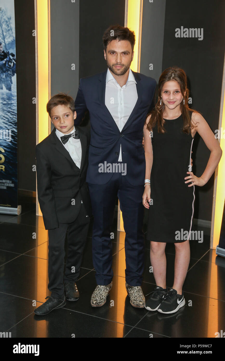 Mission of honor hi-res stock photography and images - Alamy