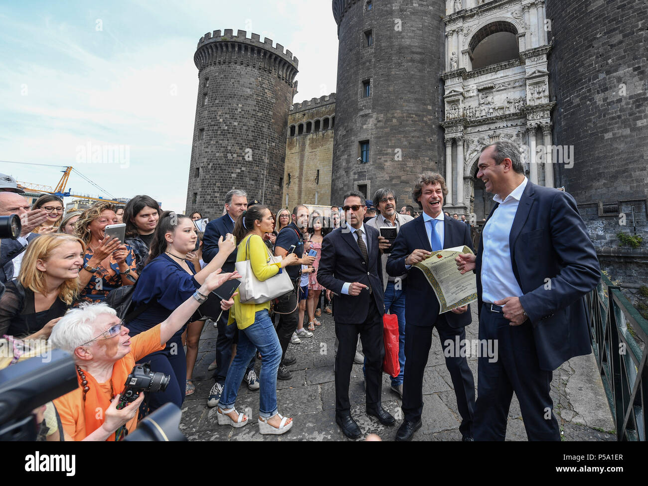 The honorary citizenship of Naples is given to Alberto Angela by the ...