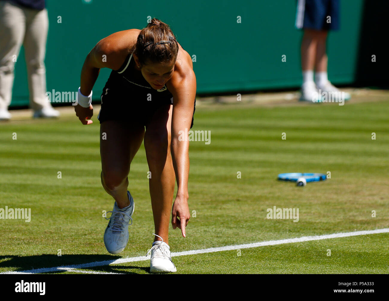 Line call tennis hi-res stock photography and images - Alamy