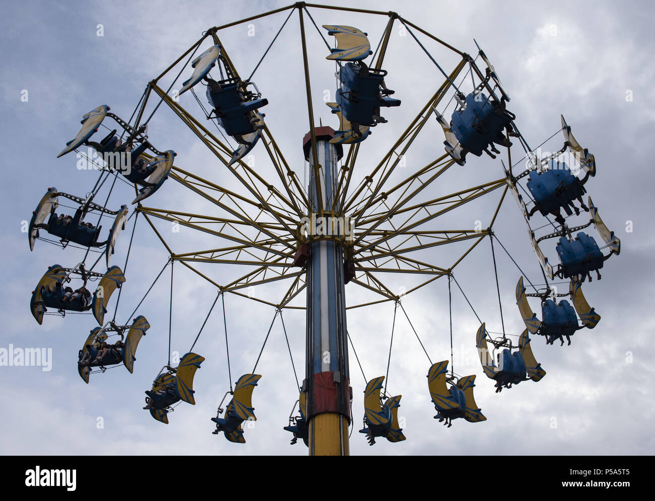 Southern District, Hong Kong. 15th June, 2018. Whirly Bird ride at the ...