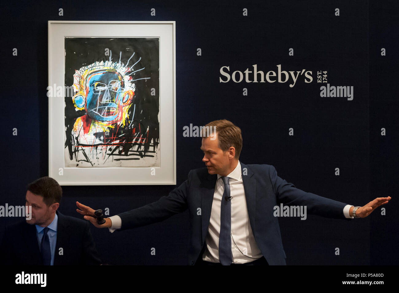 Oliver barker hi-res stock photography and images - Alamy