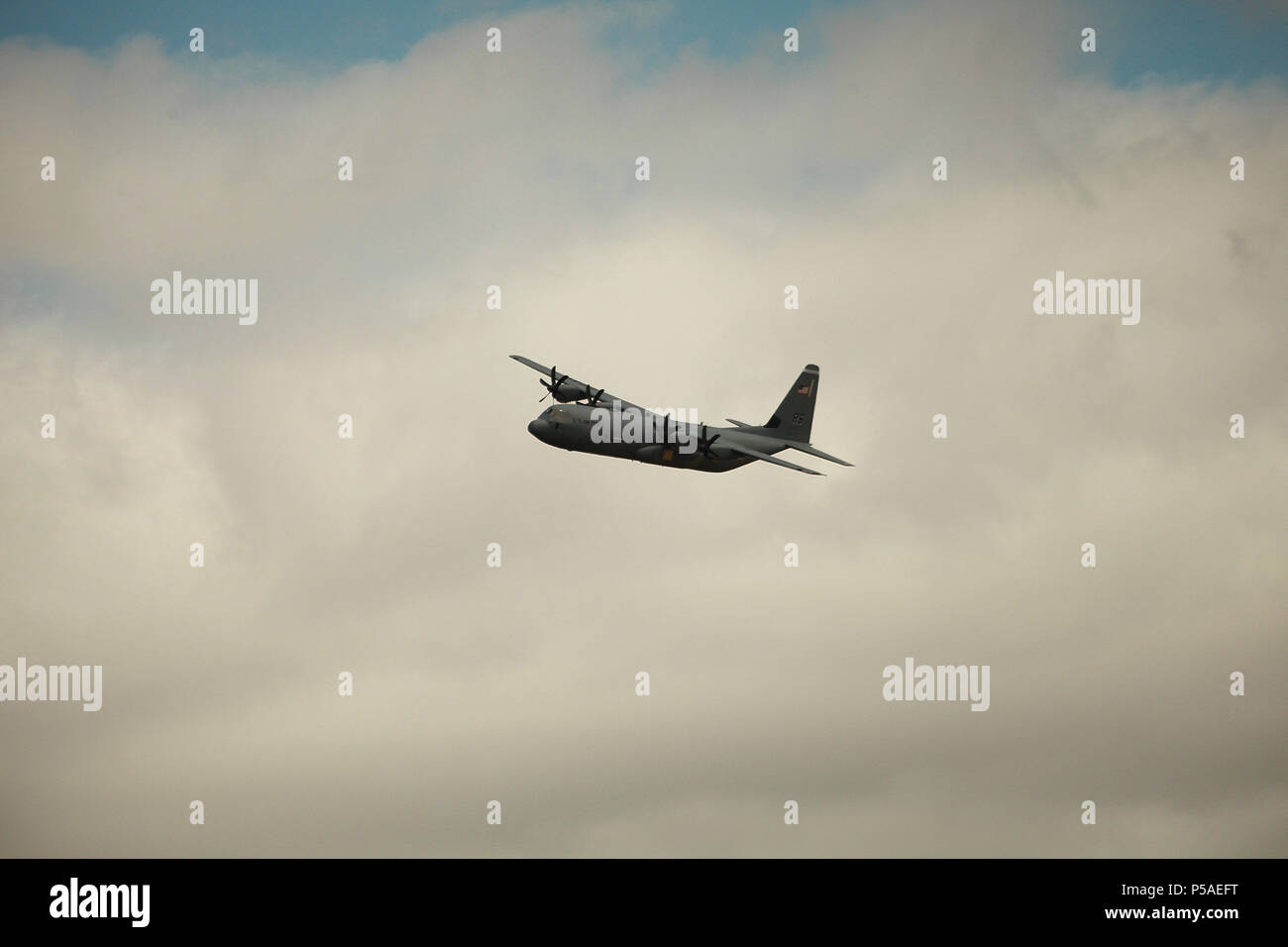 C 130 military transport aircraft hi-res stock photography and images ...