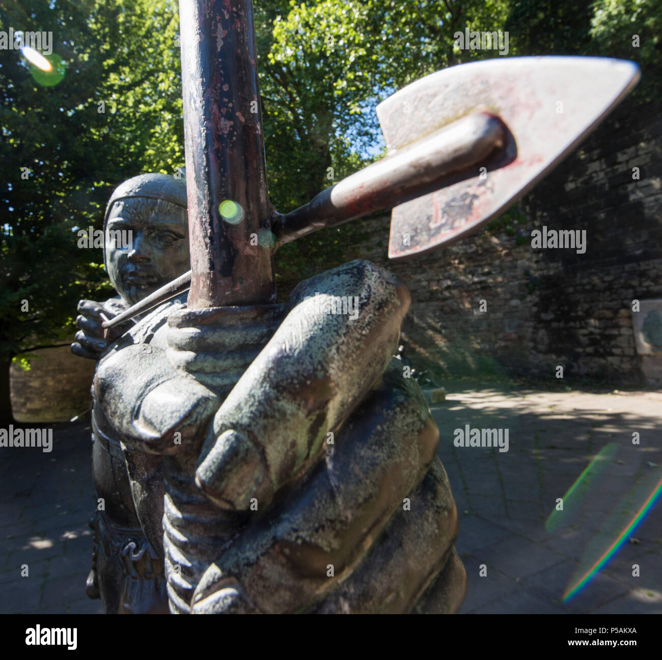 Robin Hood Statue, Nottingham City Nottinghamshire England UK Stock ...
