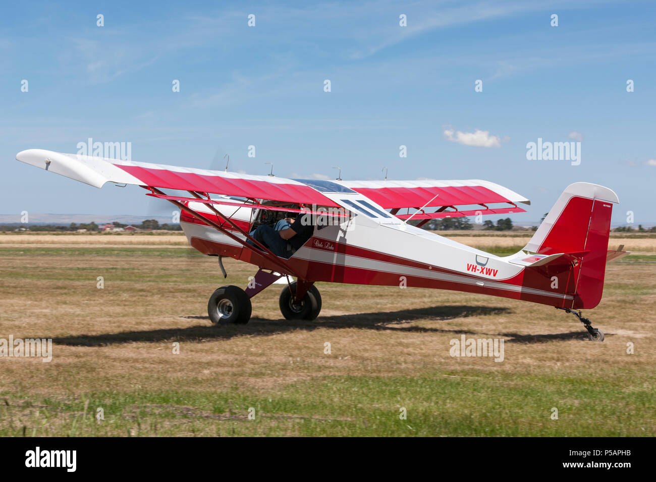 Cielo Lobo (VH-XWV) single engine kit built aircraft is a modified ...