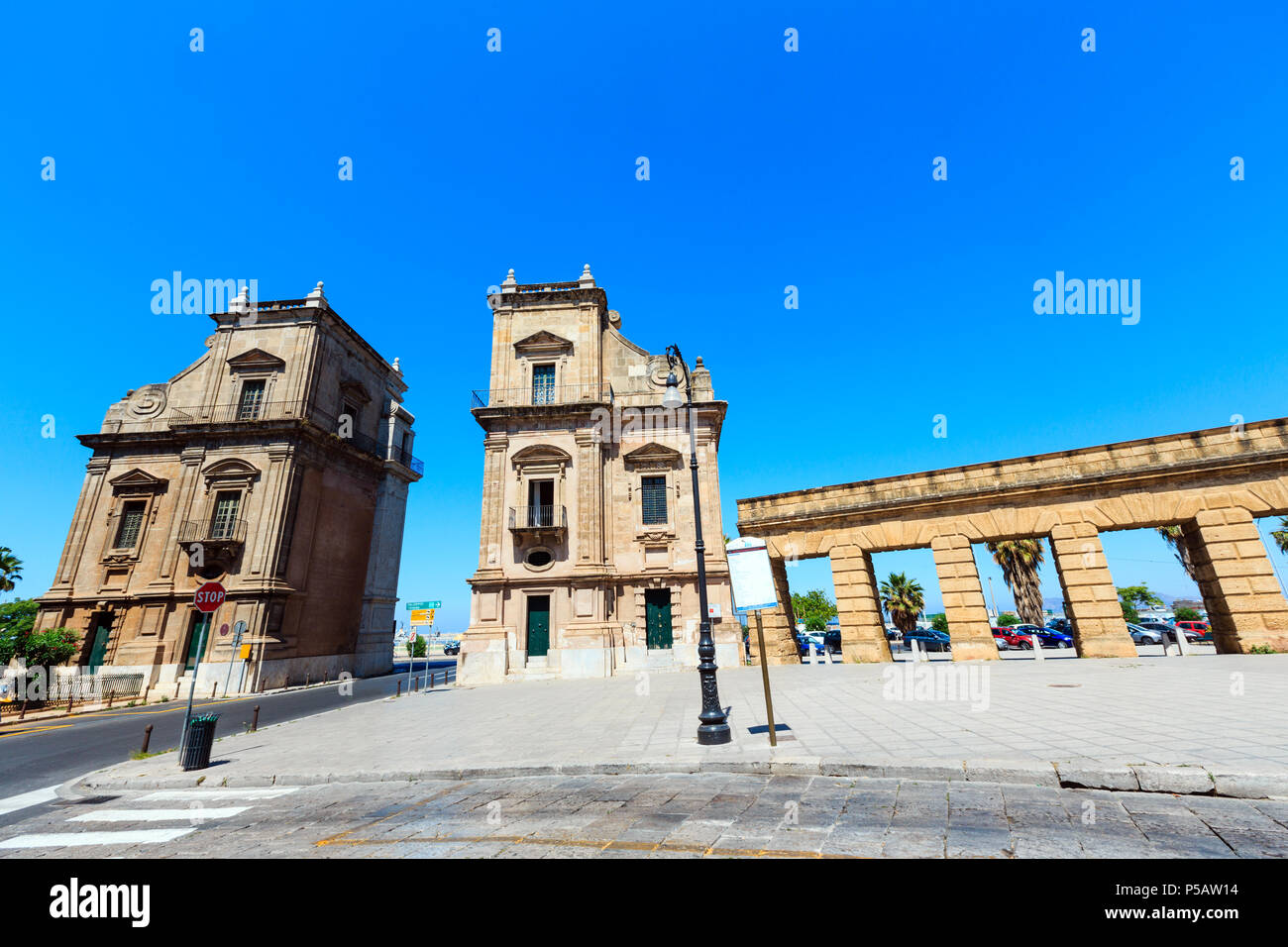 Entry into palermo hi-res stock photography and images - Alamy