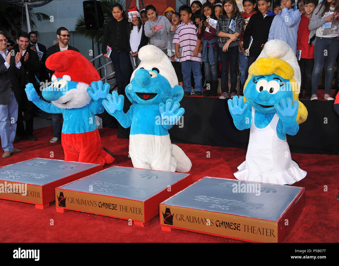 The smurfs handprints 20 event in hollywood life california hi-res ...