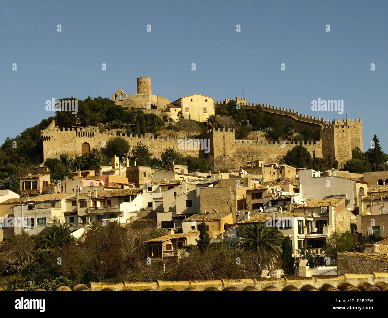Castillo de Capdepera (s.XIV).Mallorca.Baleares.España Stock Photo - Alamy