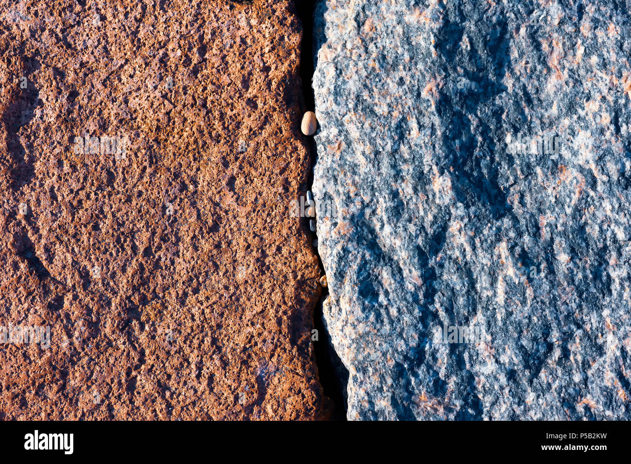 Two large stones hi-res stock photography and images - Alamy