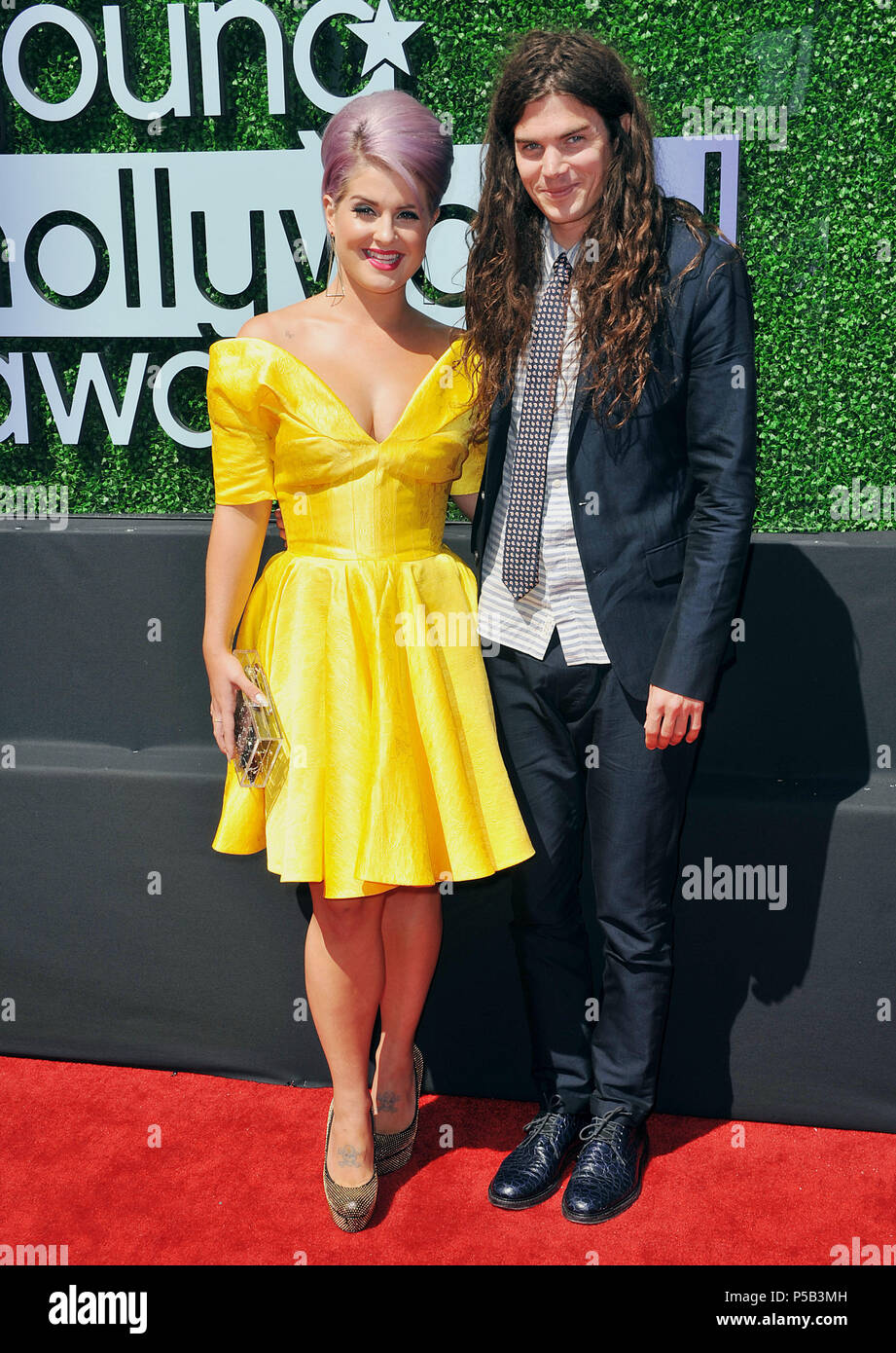 Kelly Osbourne, Matthew Mosshart arriving 2013 Young Holl. Awards at ...