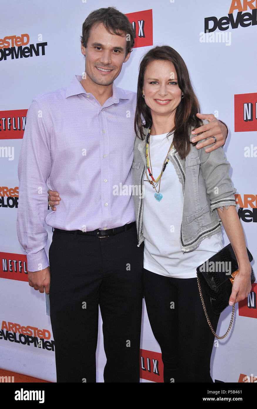 Mary lynn rajskub husband matthew hi-res stock photography and images ...