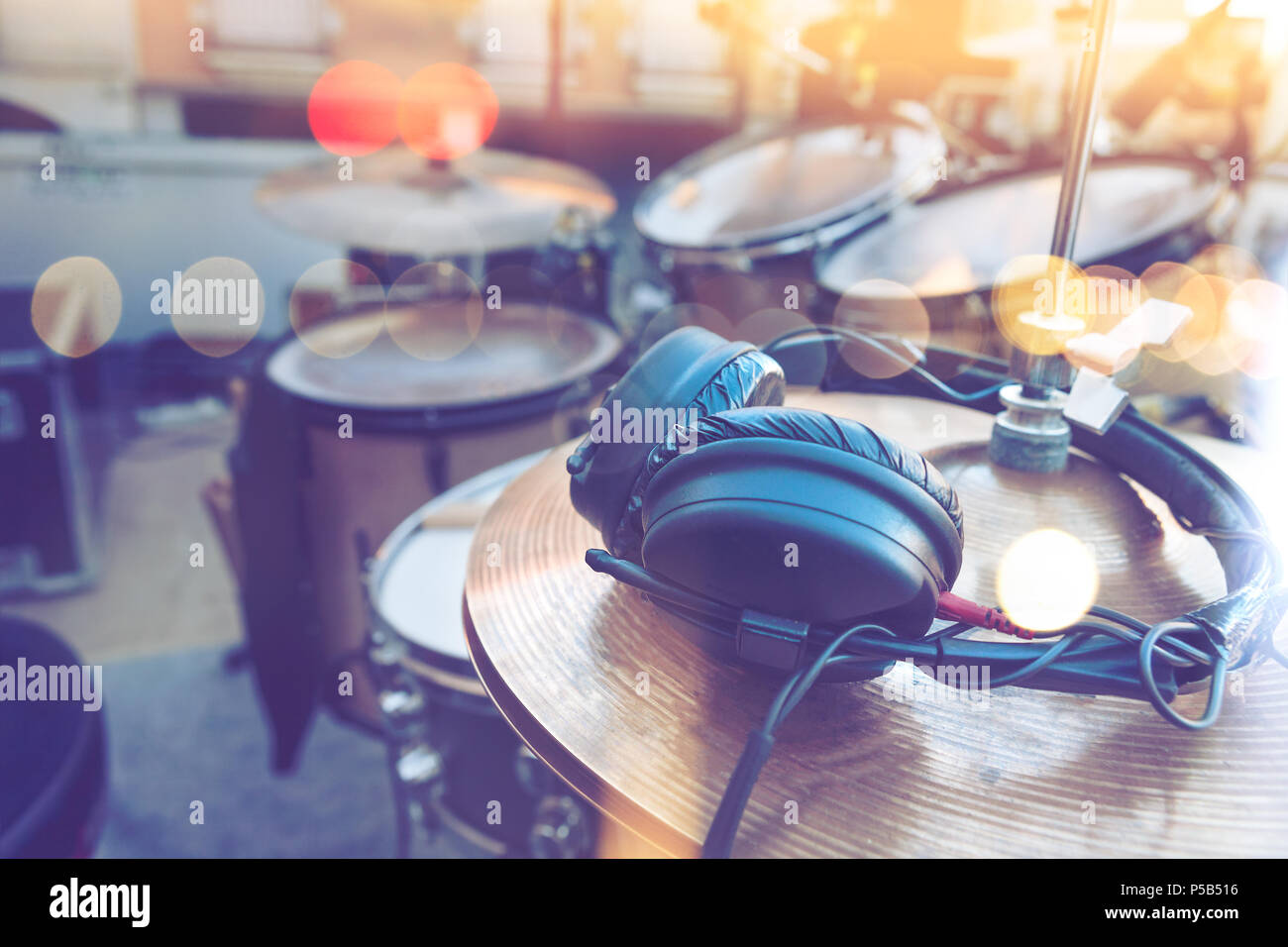 Drum musical instrument hi-res stock photography and images - Alamy