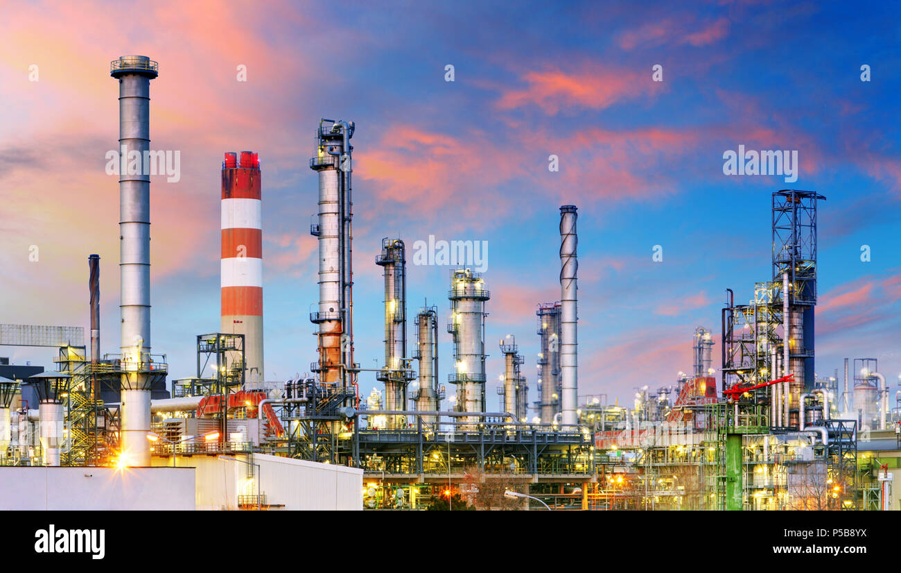 Petrochemical plant at night, oil and gas industrial Stock Photo - Alamy