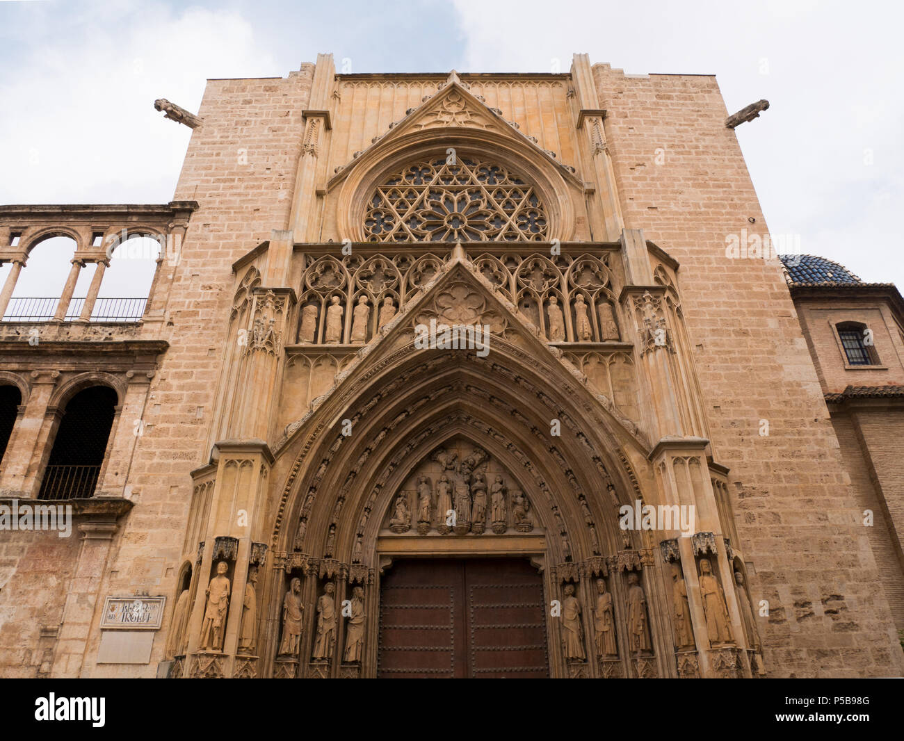 Catedral basilica de valencia hi-res stock photography and images - Alamy