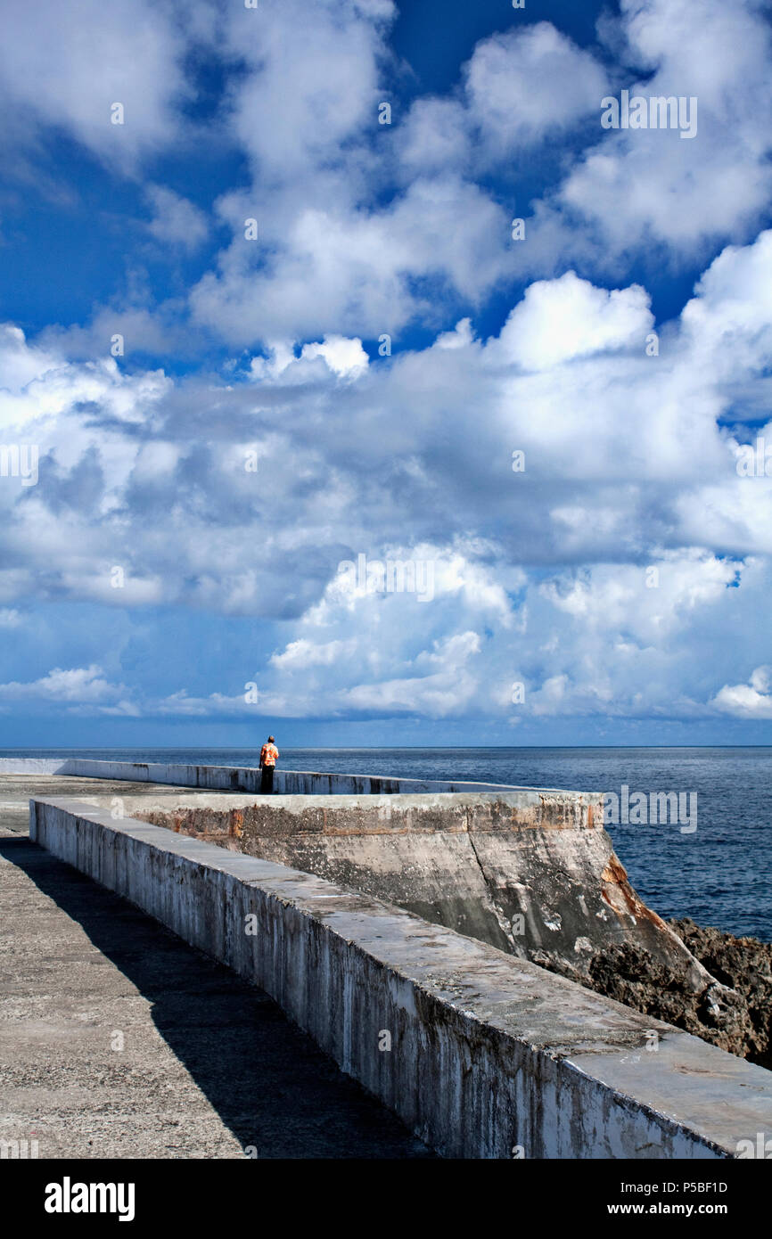 Anonymous ocean landscape hi-res stock photography and images - Alamy