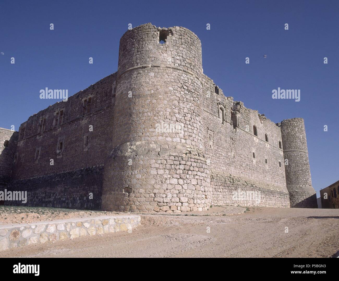 Castillo de garcimunoz hi-res stock photography and images - Alamy
