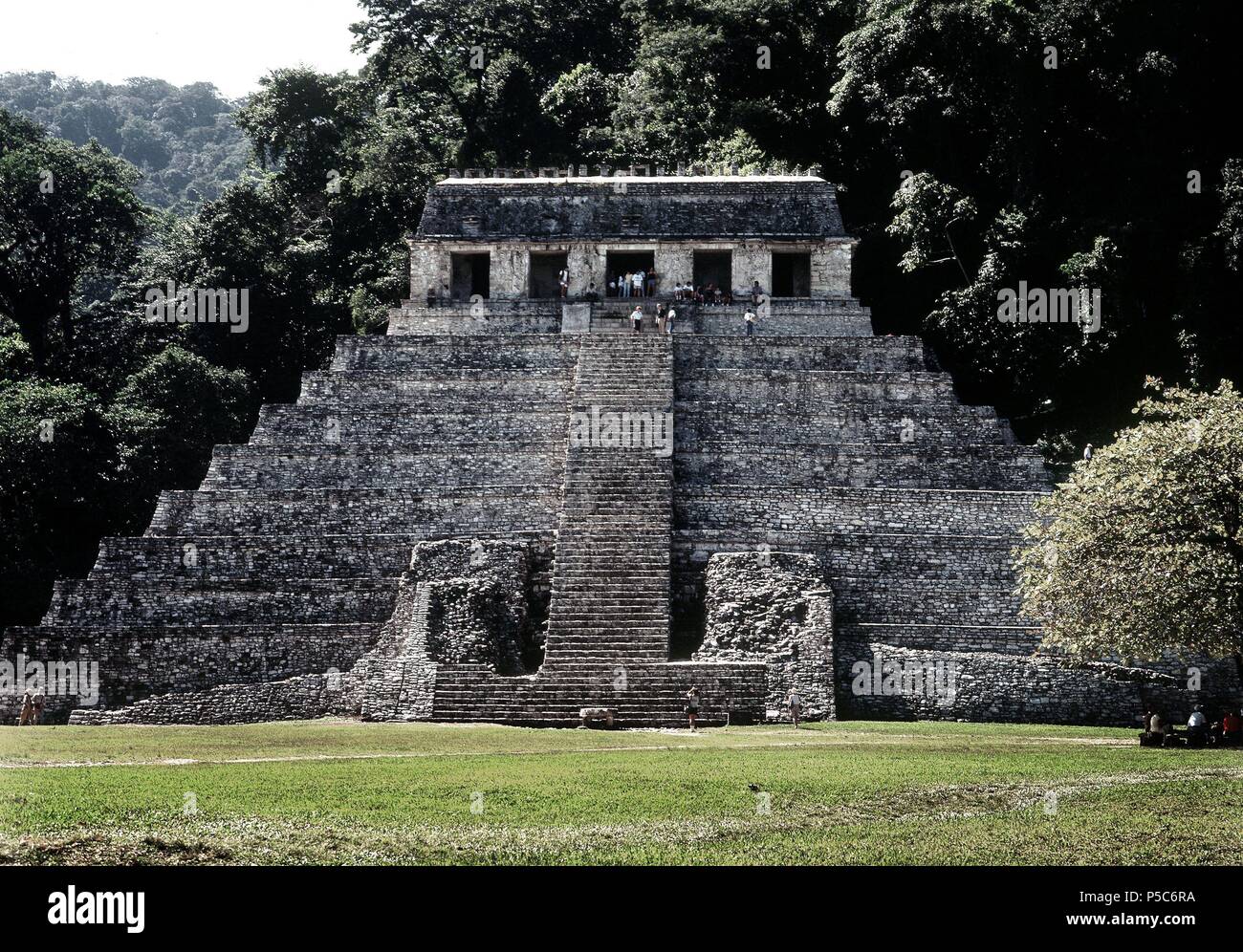 TEMPLO DE LAS INSCRIPCIONES-VISTA DEL CONJUNTO-ARTE MAYA. Location ...