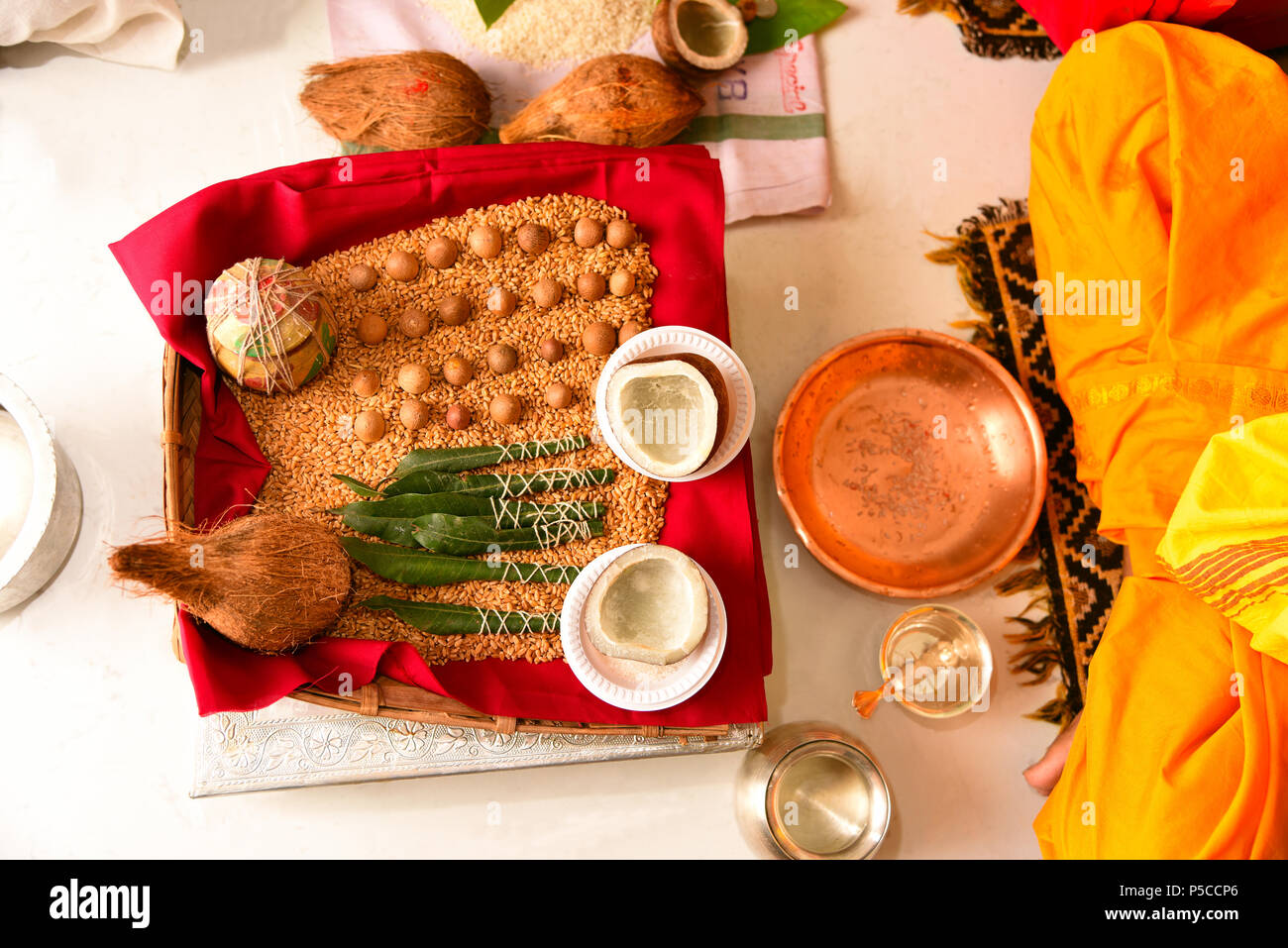 Sacred thread ceremony hinduism hi-res stock photography and images - Alamy