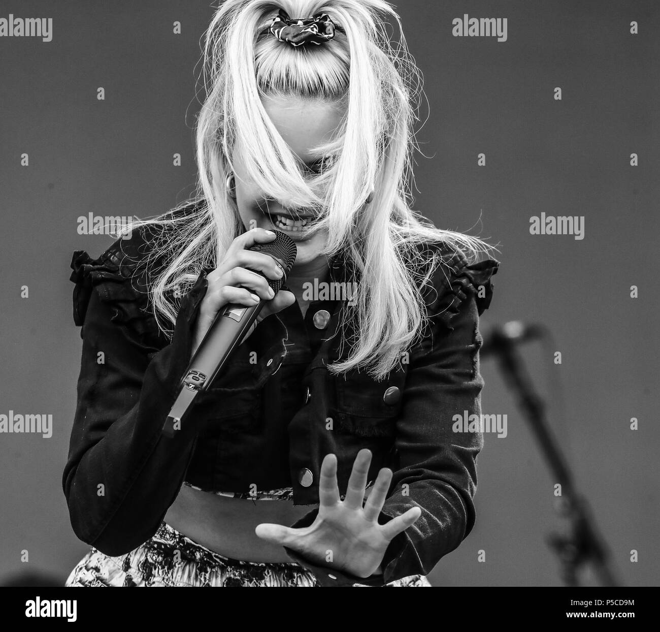 Anne marie 2018 Black and White Stock Photos & Images - Alamy