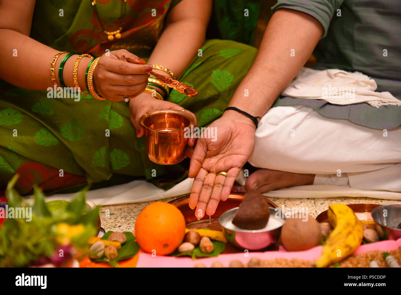Indian wedding rituals, Pune, Maharashtra, India Stock Photo - Alamy